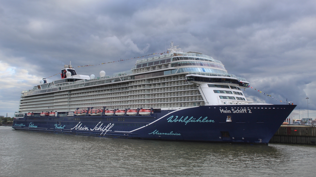 Mein Schiff 2 | Ships At Sea